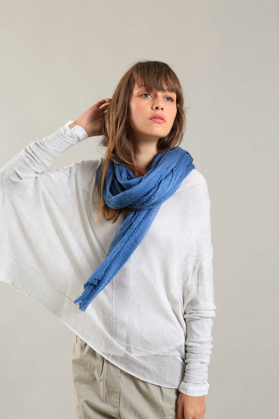 38+ Gorgeous Winter Shawl Outfits To Try! 🧣 - Shawlovers