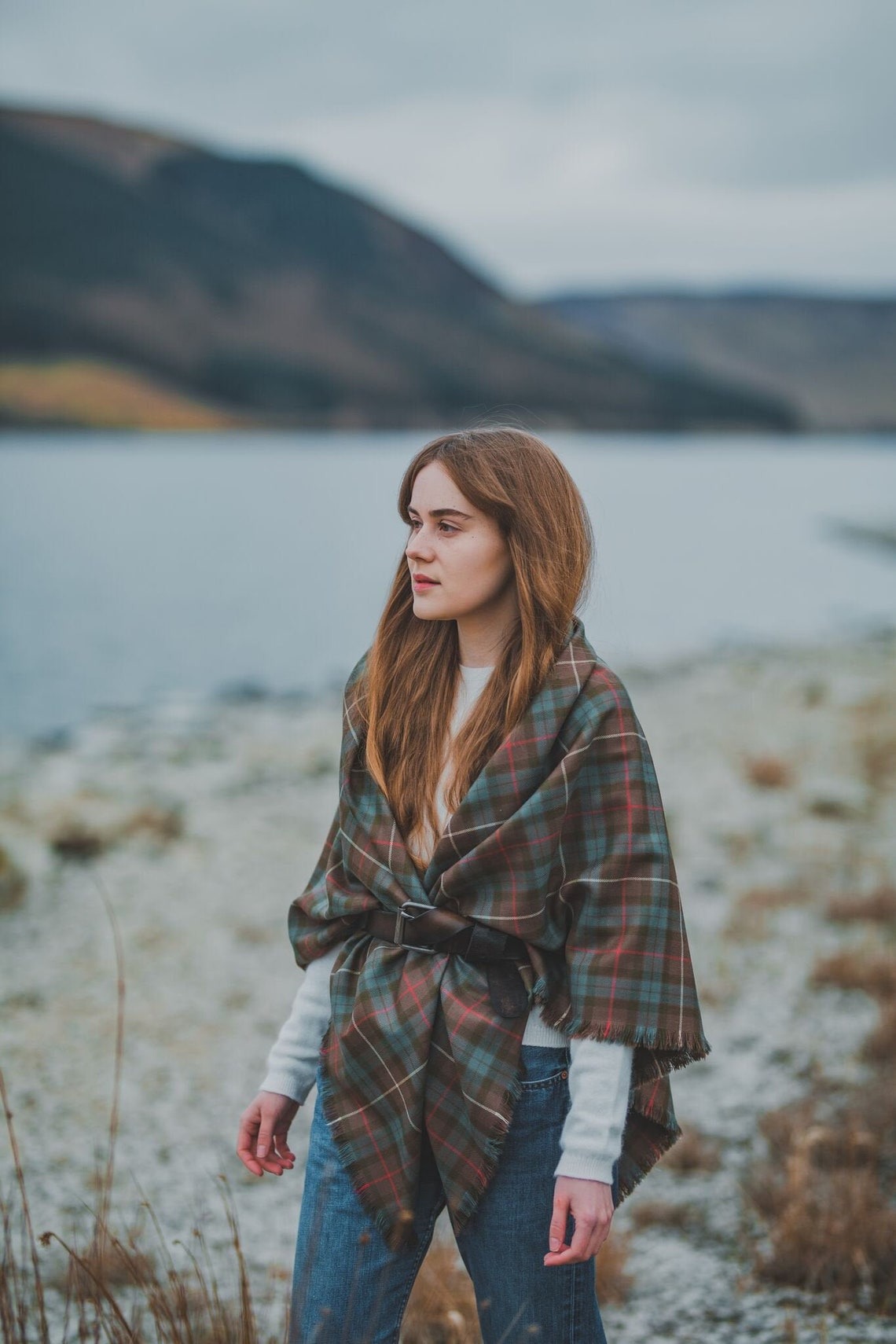 38+ Gorgeous Winter Shawl Outfits To Try! 🧣 - Shawlovers
